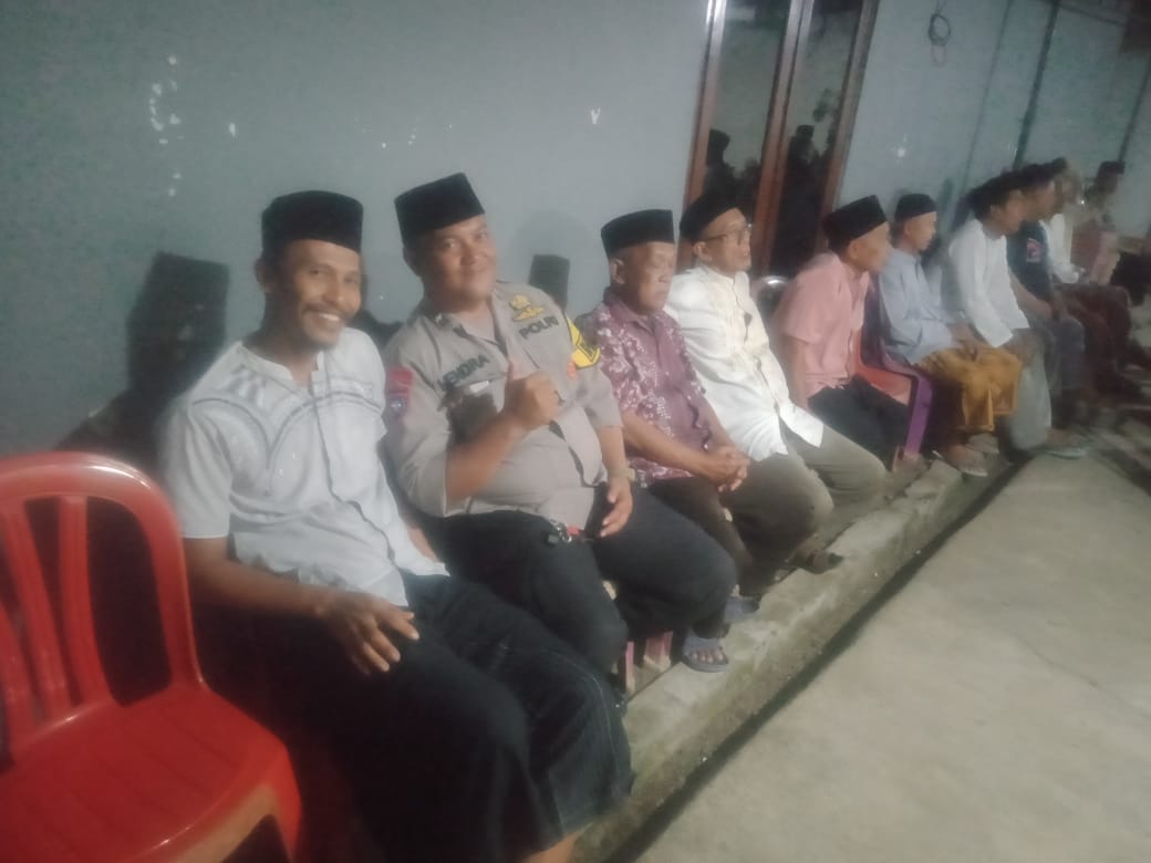 Aipda Hendra Menghadiri Acara Tahlil Di Rumah Warga - SWANARA